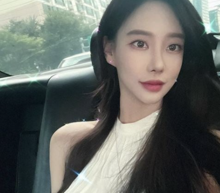 Lee Byung-hun and GLAM’s Dahee Scandal: Exclusive Netizen Insights ...