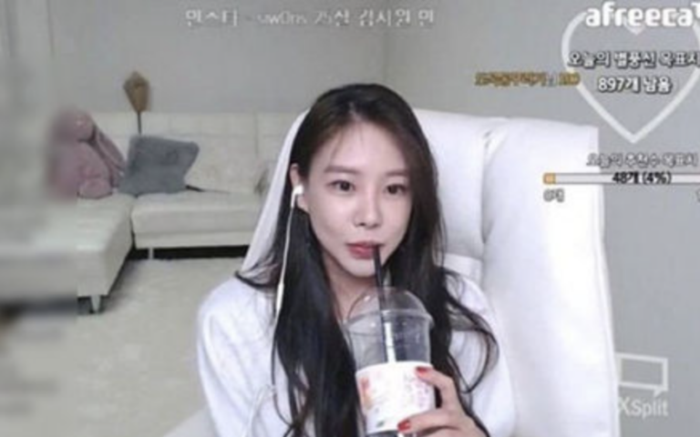 Lee Byung-hun and GLAM’s Dahee Scandal: Exclusive Netizen Insights - Avant Korea